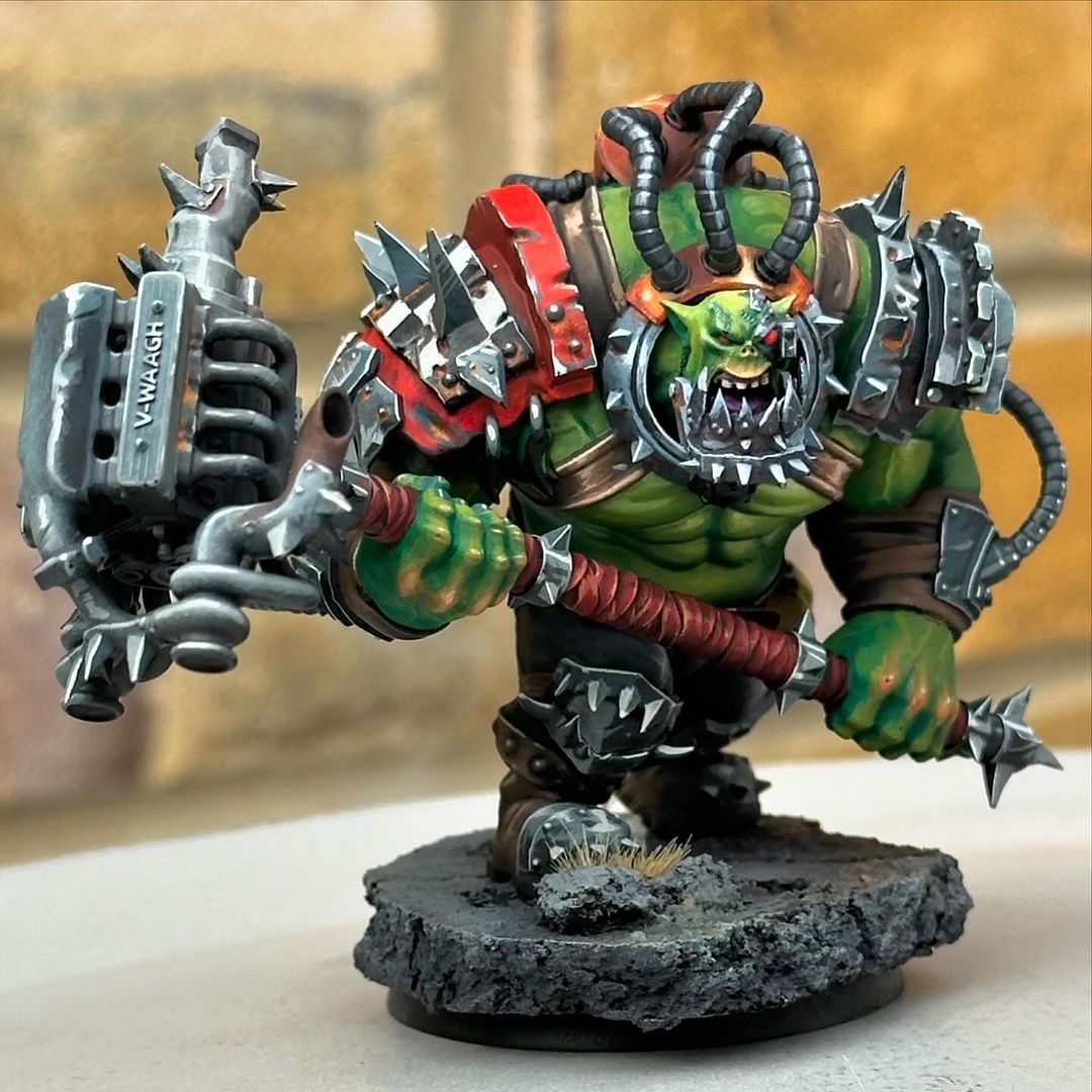3D Printable Ork Brute Warboss by MeshBrain Lab