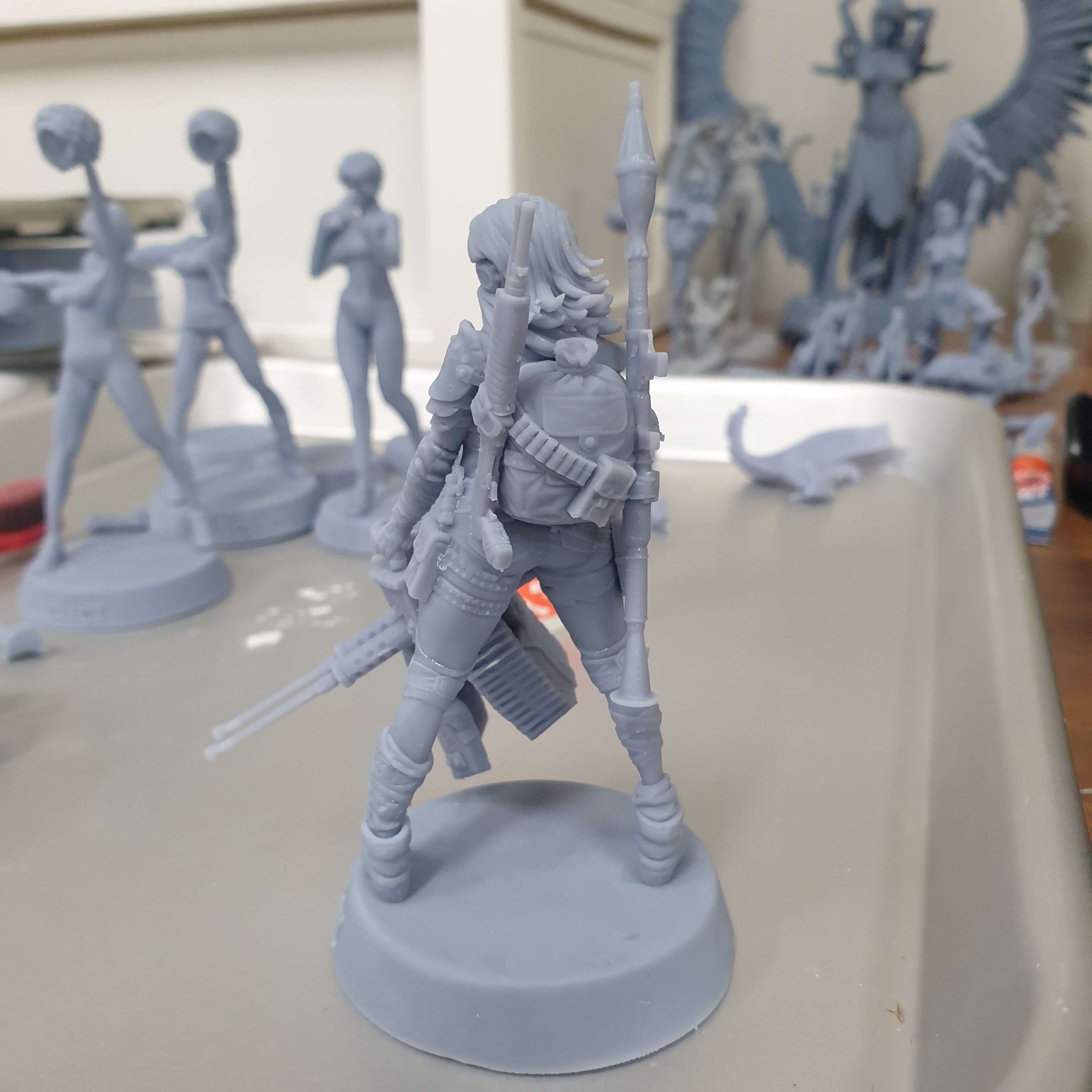 3D Printable Nutshell Atelier - Thick Post Apocalypse girl(NSFW) by Nutshell atelier