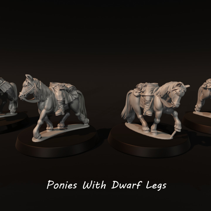 3D Printable Ponies With Dwarf Legs by Medbury Miniatures