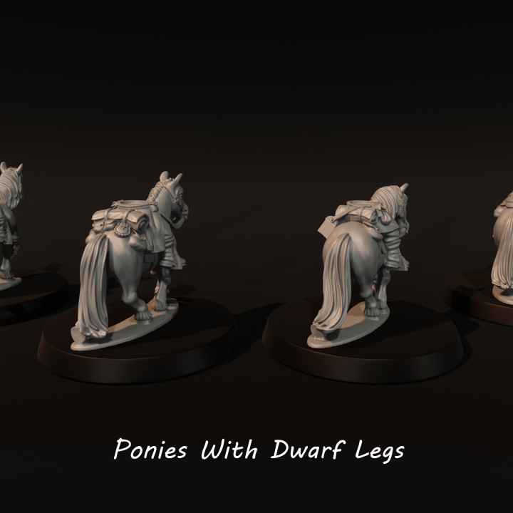 3D Printable Ponies With Dwarf Legs by Medbury Miniatures