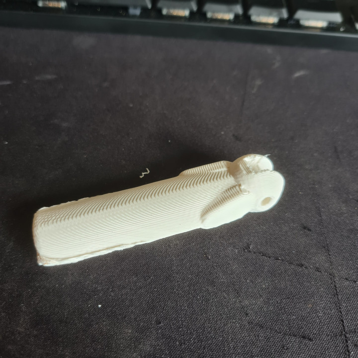 3D Printable thrustmaster t150 mount handle by artiom