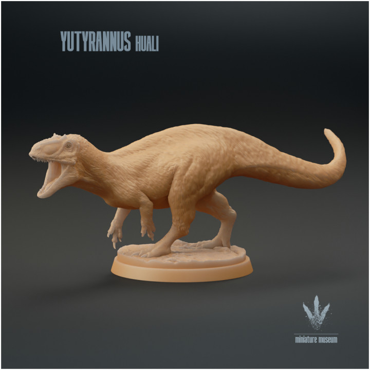 3D Printable Yutyrannus huali : The Feathered Tyrant by Miniature Museum