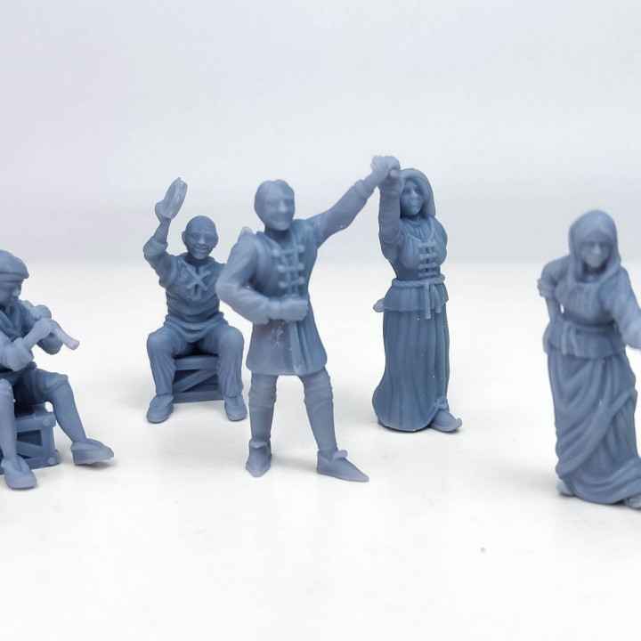 3D Printable Goldfield Medieval Peasants Bundle by Tiny Furniture