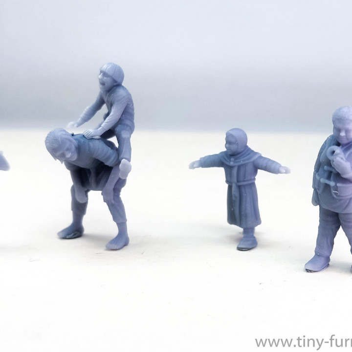 3D Printable Goldfield Medieval Peasants Bundle by Tiny Furniture