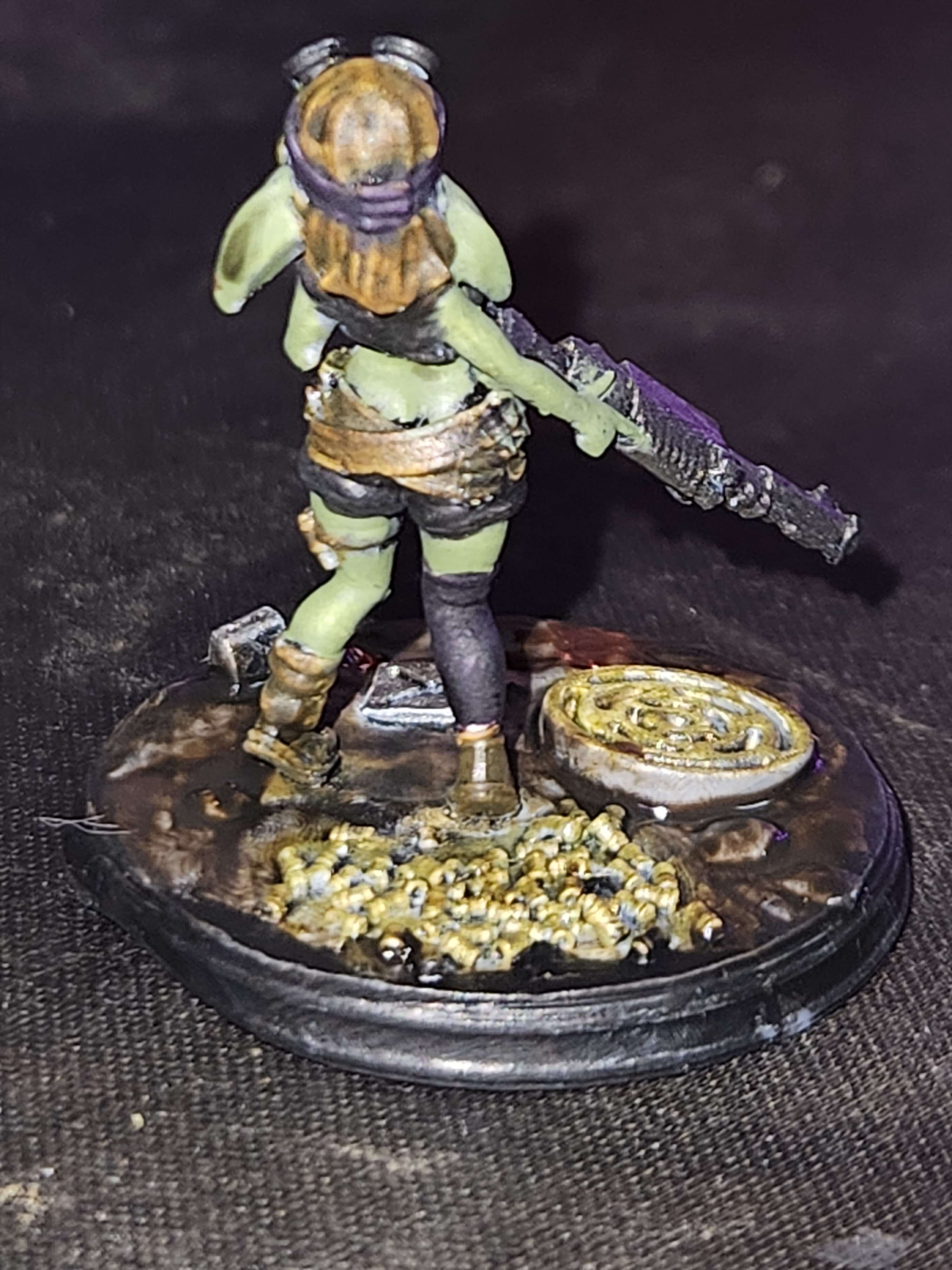 3D Printable Lara LaRue, Goblin Gunner by Lavender Devilry
