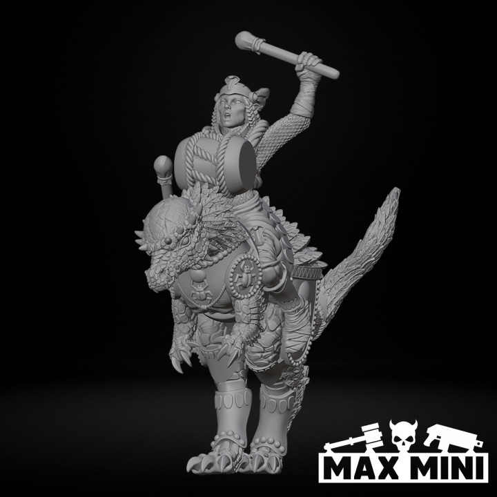 3D Printable Desert Elf Heavy Cavalry Command by Max Mini