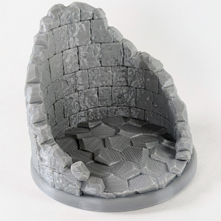 3D Printable Miniature Display Stand by Custom Miniature Maker