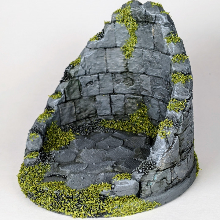 3D Printable Miniature Display Stand by Custom Miniature Maker