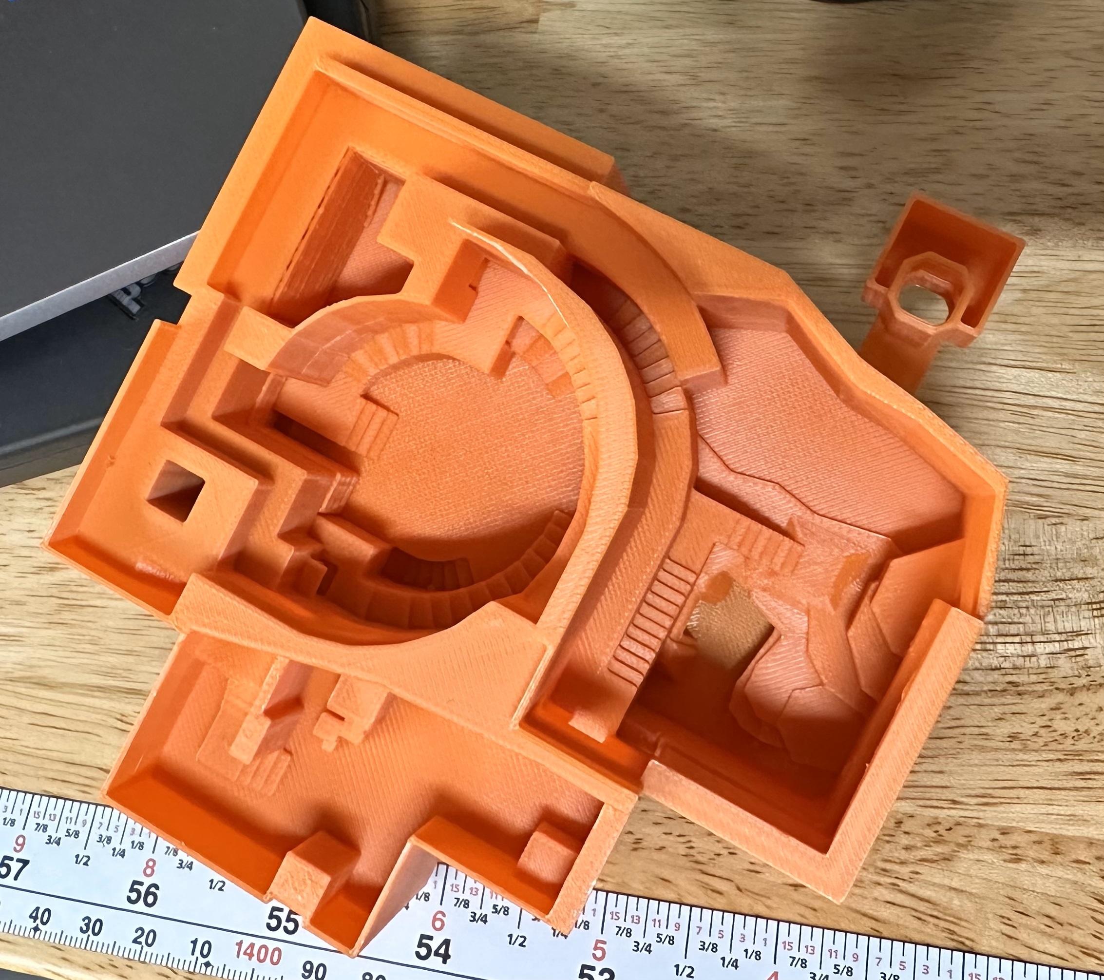 3D Printable Quake 2 - The Edge (Q2DM1) by blake.toys