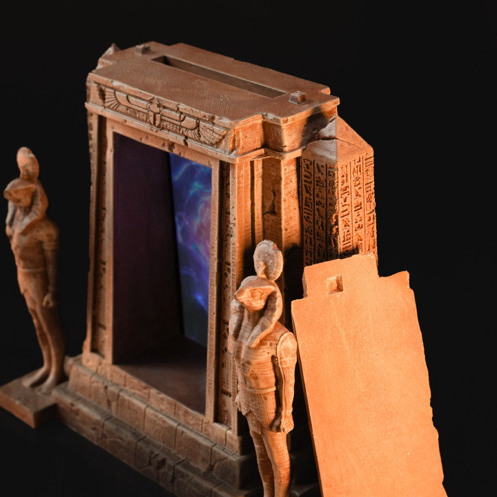 3D Printable Mysterious Portal Phone Holder by Stlflix