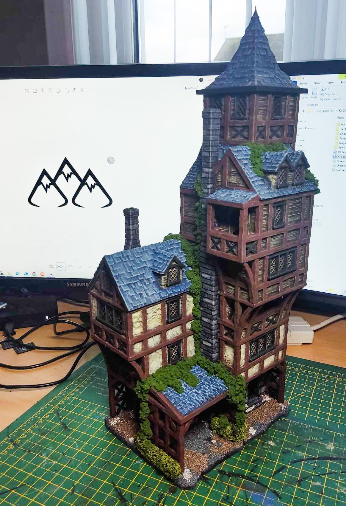 3D Printable Medieval Long Building - Tabletop Terrain - 28 MM by ...