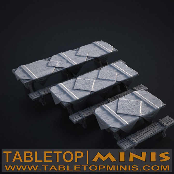 3D Printable Banquet Table With Tablecloth by TableTopMinis