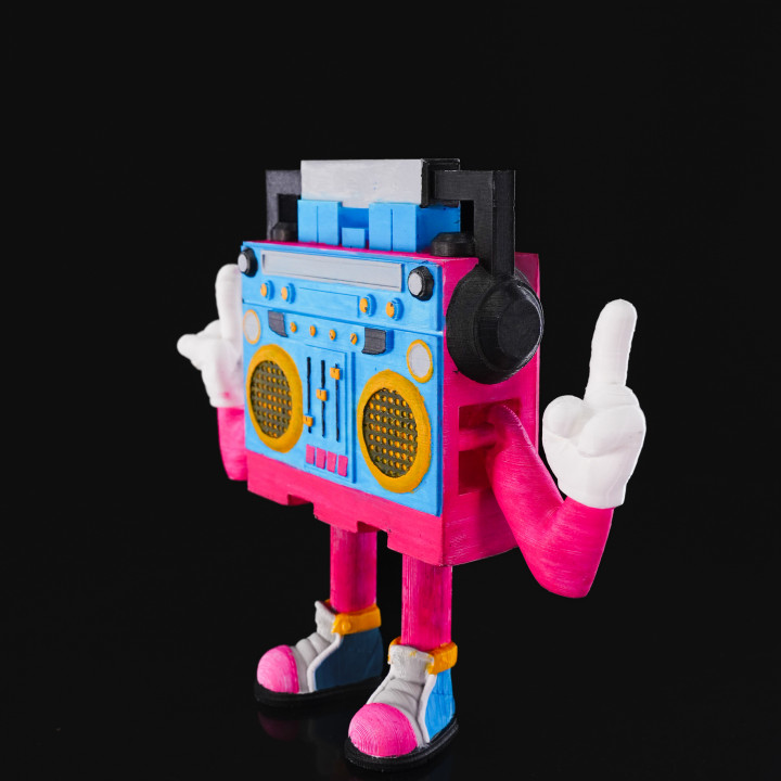 3D Printable Articulated Boombox by Stlflix