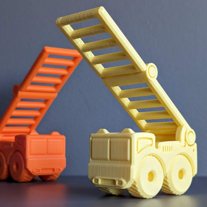 3D Printable Flippy Ladder Firetruck by Clockspring