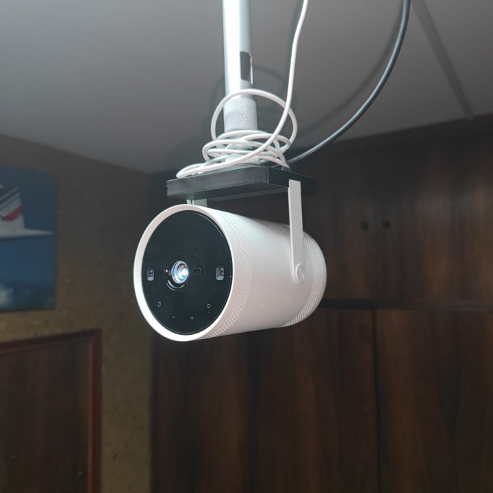 3D Printable SAMSUNG FREESTYLE CEILING SUPPORT by Leo Ruiz