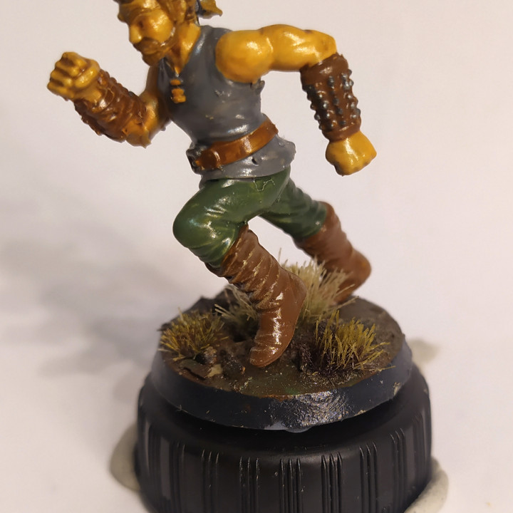 3D Print of Gothic nameless hero and Scavengers by SimonSchwarzwald