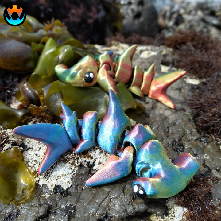 3D Printable Tiny Hammerhead by Cinderwing3D