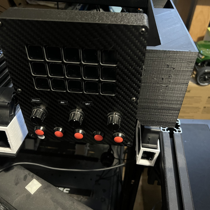3D Printable Stream Deck Button Box Mount by Omar Cuevas
