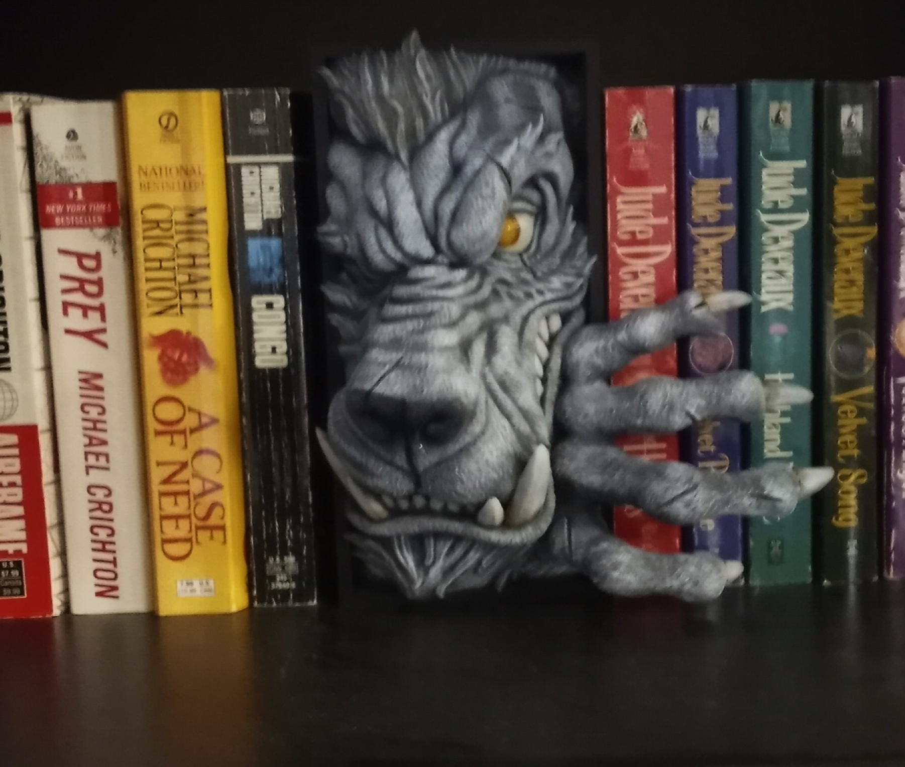 3D Printable Werewolf Book Nook [FDM/Resin BOOK NOOK] by Miniatures of ...