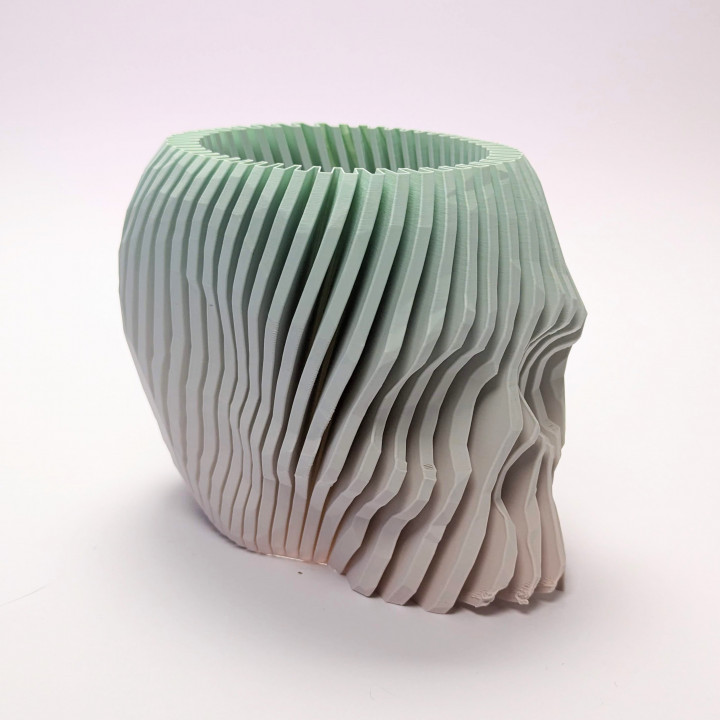 3D Printable Fidget Skull (vase mode!) by Clockspring