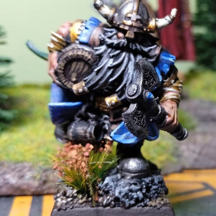 3D Print of Dwarf Brewmaster - Highlands Miniatures by khamul