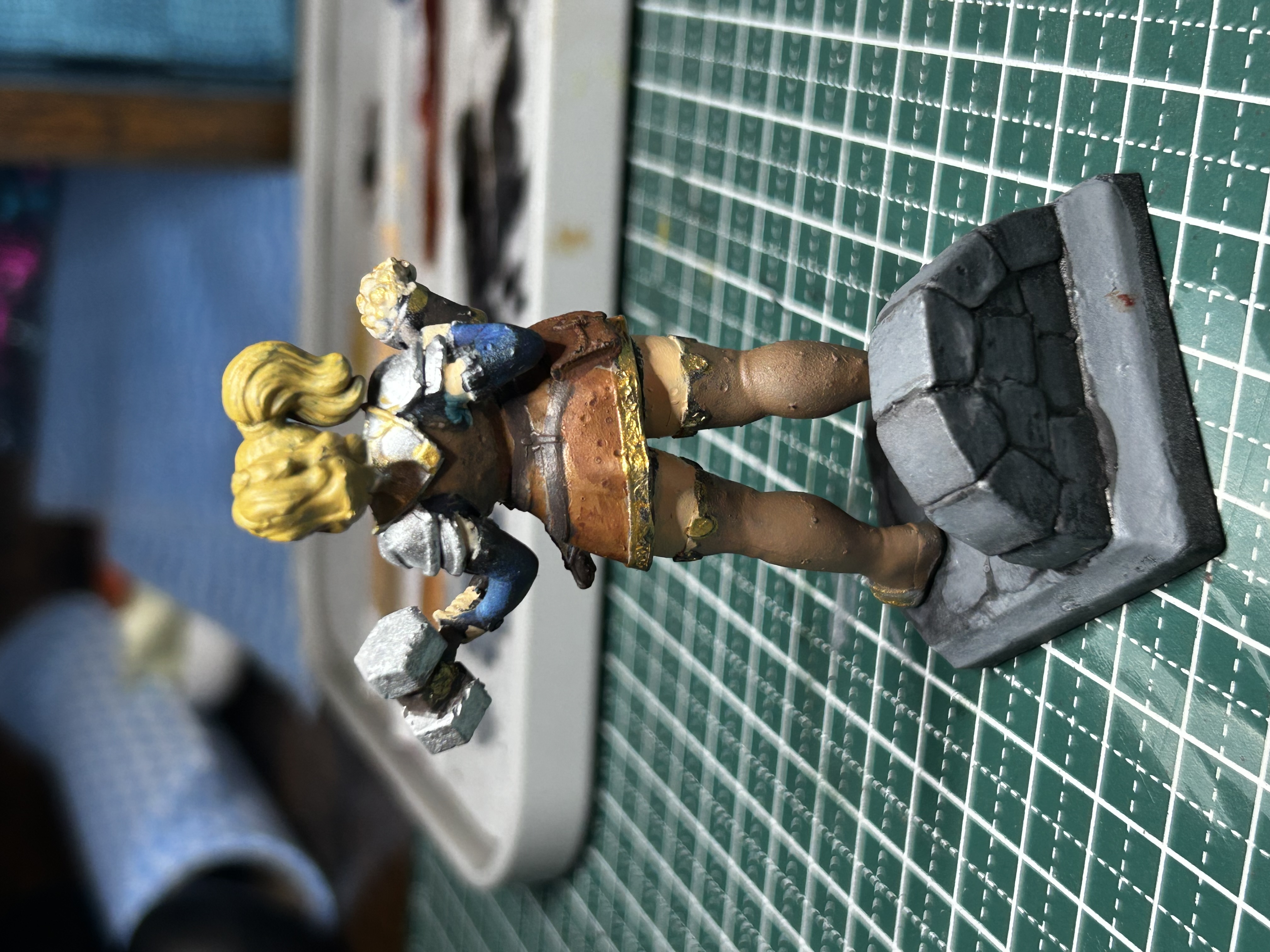 3D Printable Galwyn BriskFeast dwarf female 32mm and 75mm pre-supported ...