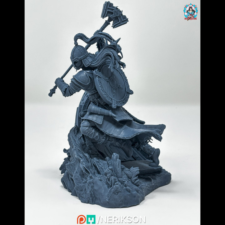 3D Printable Thyra The Conqueror FULL Variant [presupported] by Nerikson