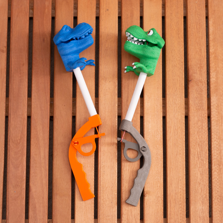 3D Printable BITING T-REX by Rogi Studios