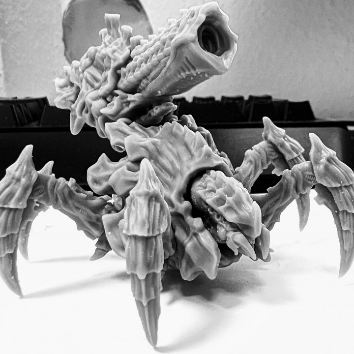 3D Print of Space Bug Alien crawling shooter by danielborghs