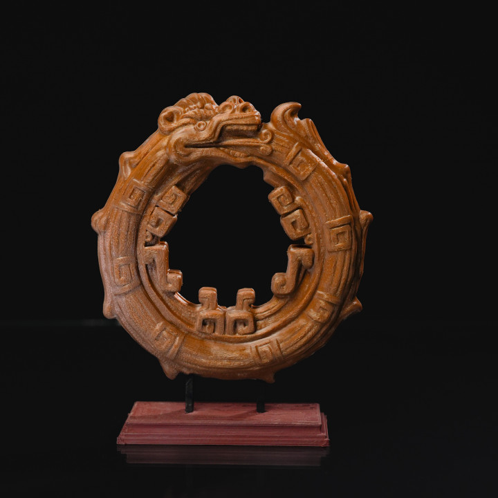 3D Printable Aztec Ouroboros Statue by Stlflix