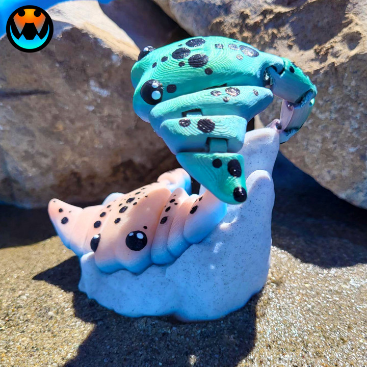 3D Printable Articulated Stringray and Stand by Cinderwing3D