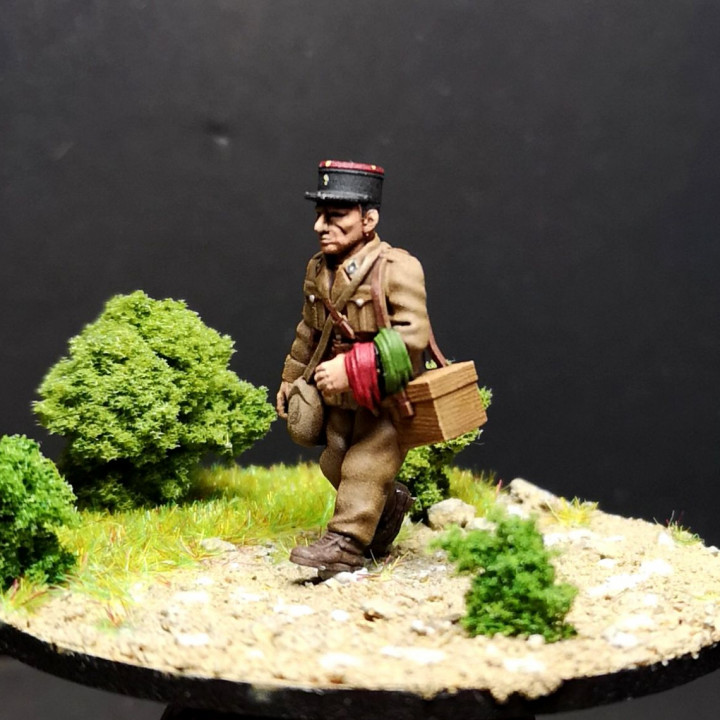 3D Printable WW2 28mm le fil rouge by Colonel Muller
