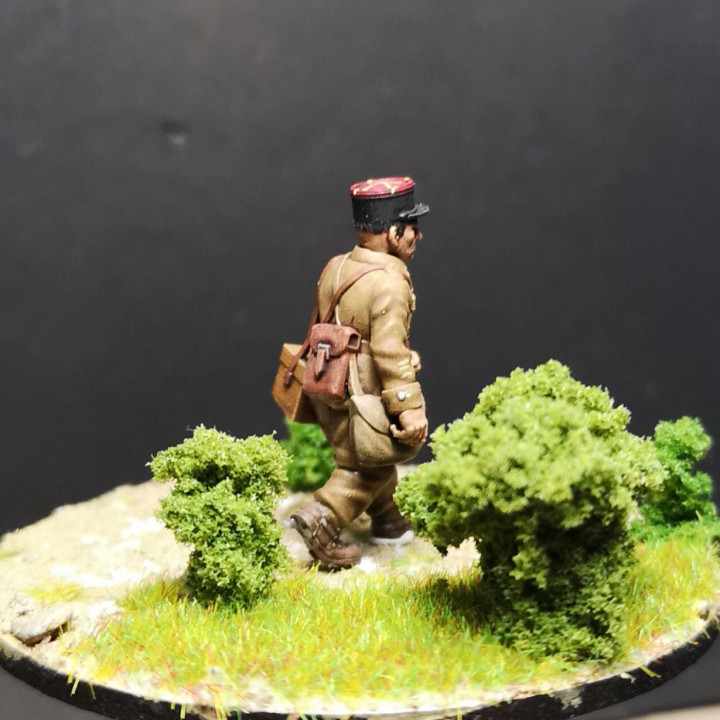 3D Printable WW2 28mm le fil rouge by Colonel Muller