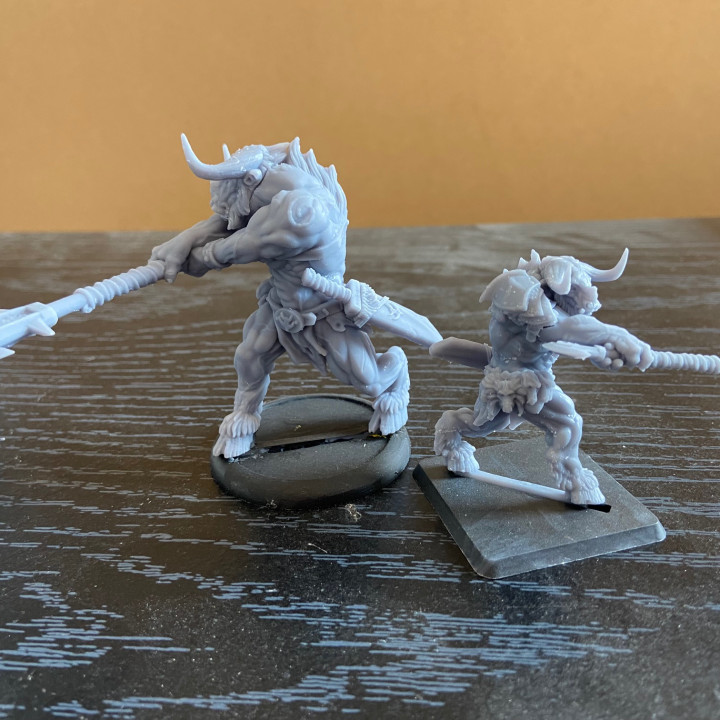 3D Printable Minotaur attacking with Glaive: Troth Clovis Wildebeest ...