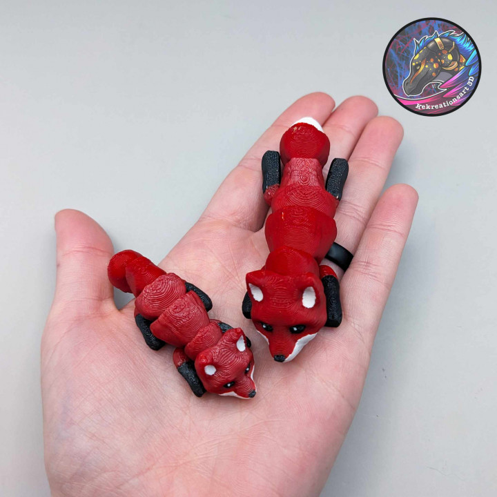 3D Printable Baby Fox Flexi Keychain by Kirsten M