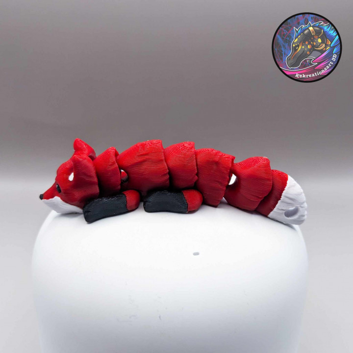 3D Printable Baby Fox Flexi Keychain by Kirsten M