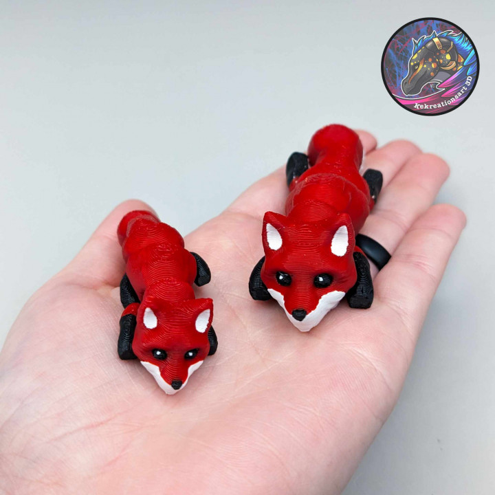 3D Printable Baby Fox Flexi Keychain by Kirsten M
