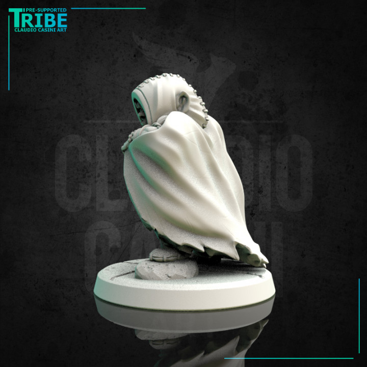 3D Printable (0156) Male halfling hobbit rogue thief assassin with cape ...