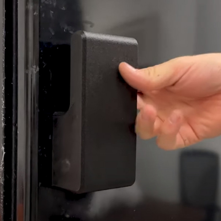 3D Printable Replacement Fridge Handle by Slant 3D