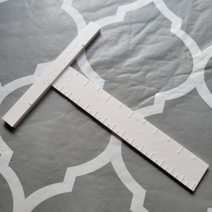 3D Printable Capital T-Square by Nicholas Diaz