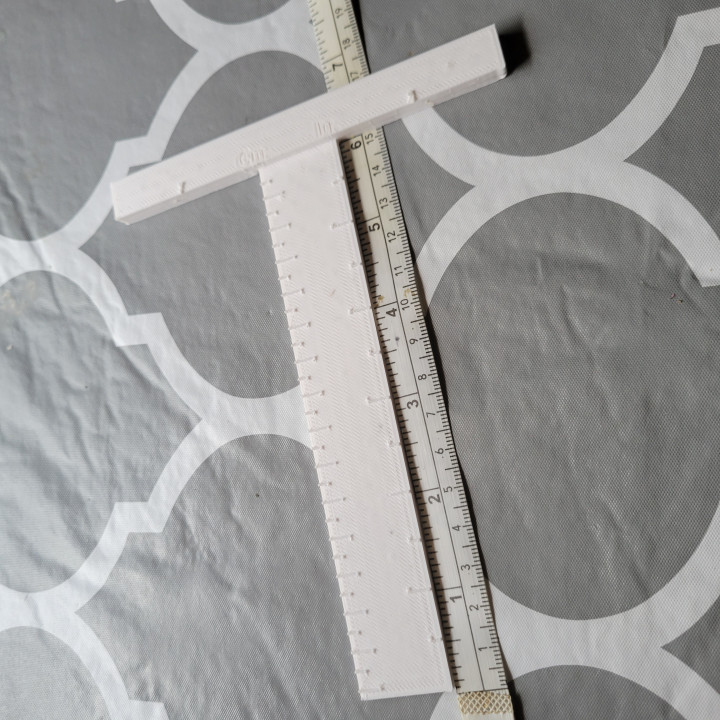 3D Printable Capital T-Square by Nicholas Diaz