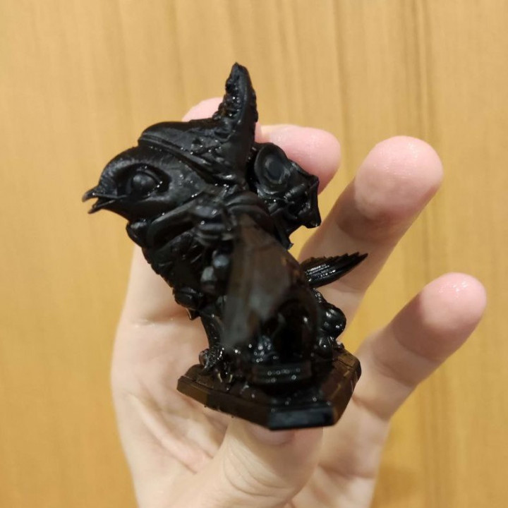 3D Printable Swift bird Merchant by Pepunki Creatures