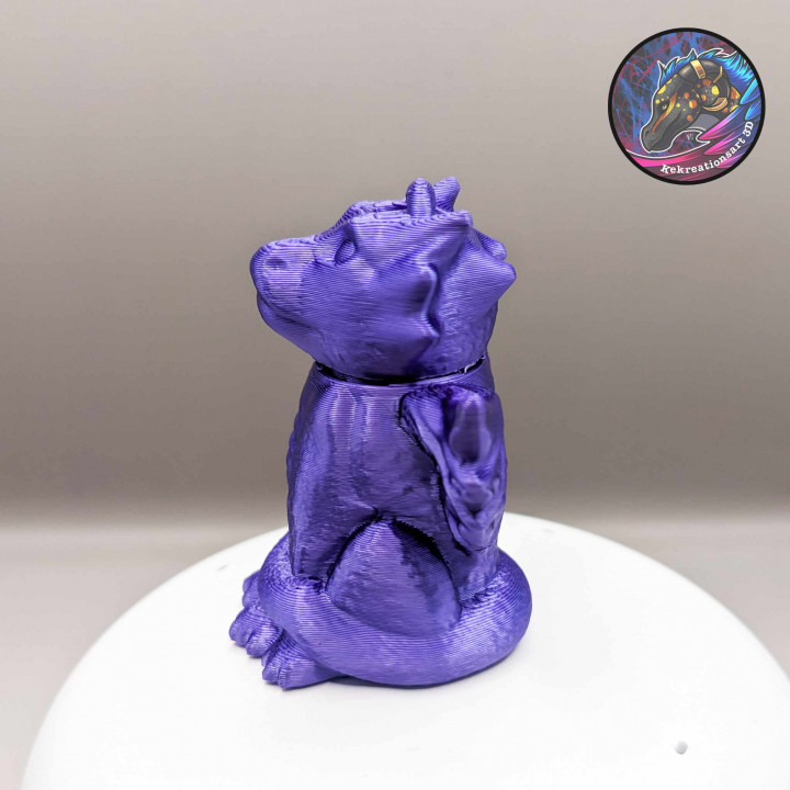 3D Printable Dragon Keychain Container by Kirsten M