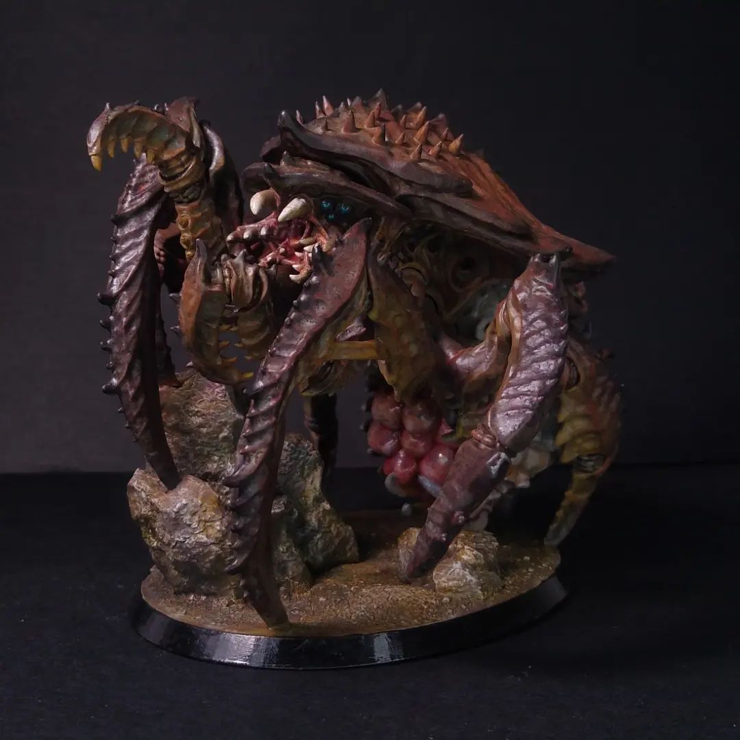 3D Printable Deep Hive - Mother Bug by Oshounaminis