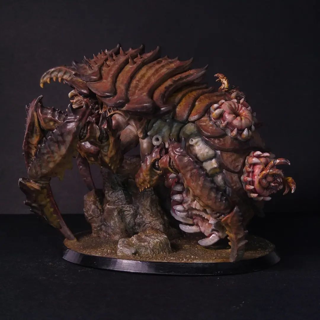 3D Printable Deep Hive - Mother Bug by Oshounaminis