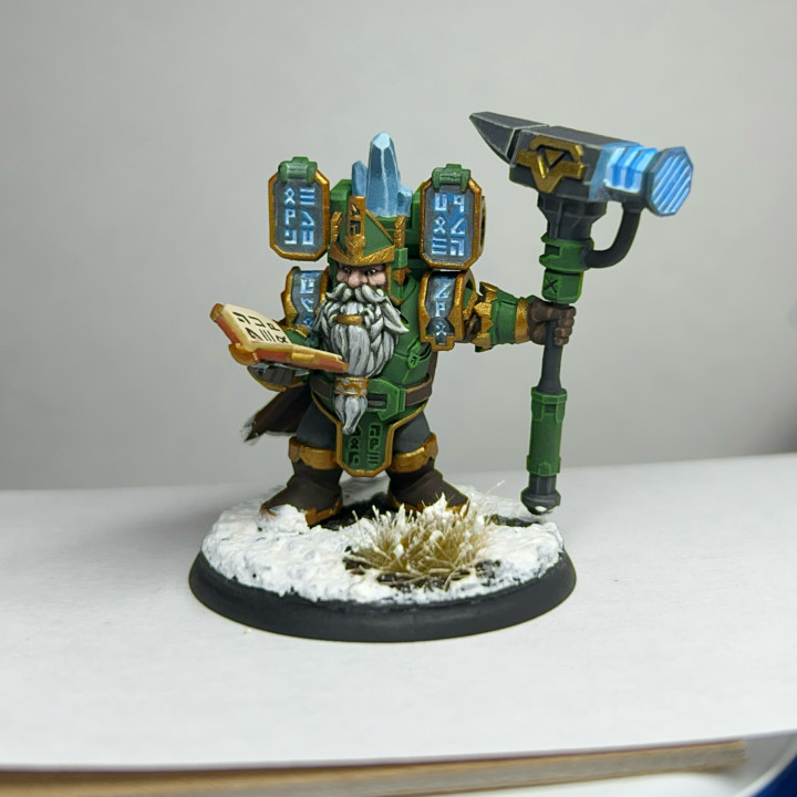 3D Print of Dwarf Champion (Rune Master) - Dwarf Guilds von HavlockV