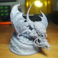 3D Printable Elder Brain Dragon (80mm Base) by Zio