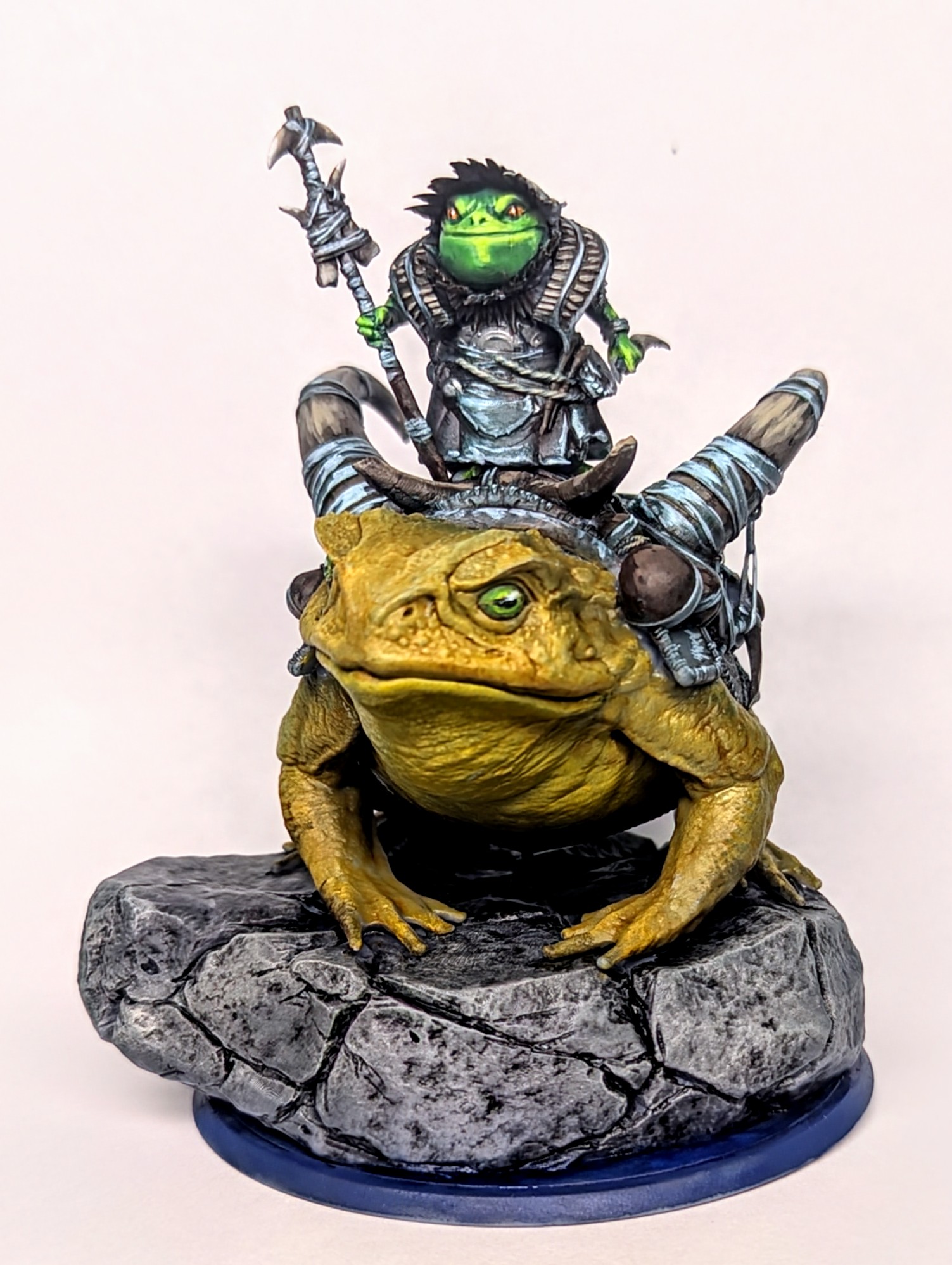 3D Printable Pack ShellBack Mount by Rescale Miniatures