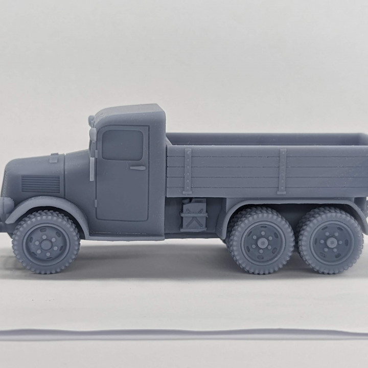 3D Printable Tatra 92 off-road truck (Czech, WW2) by Wargame3d
