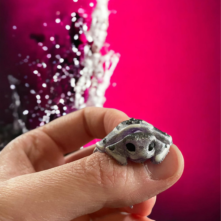 3D Printable Rolly Polly Isopods by The Dragon's Den